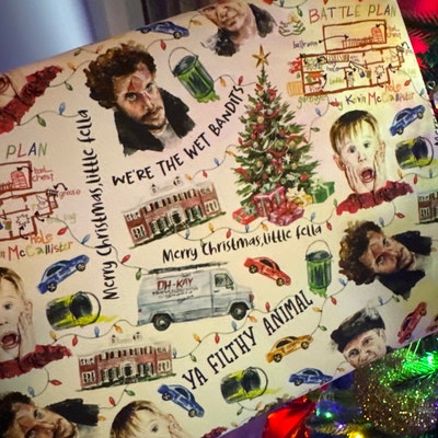 Home Alone Christmas Movie Wrapping Paper, Kevin Mccallister Holiday ...
