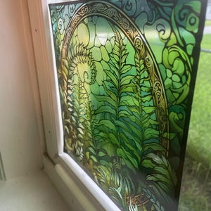 Rich Green Trinity Knot Stained Glass Window Cling to Celebrate Saint ...