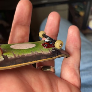 Fingerboard Ramps: Planter Rail for Fingerboarding - Etsy