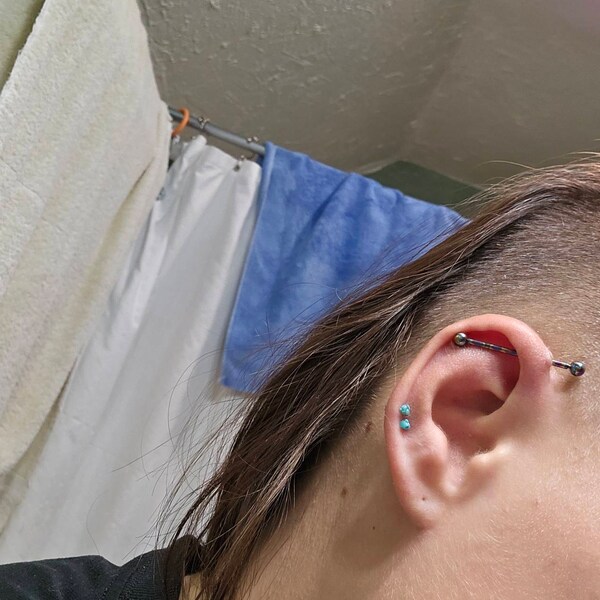 14G Floating Industrial Barbell - Titanium ASTM F136 - Internally ...