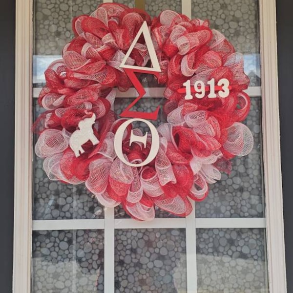 Sorority (delta) Wreath, Wreath for Door, Holiday Decor Wreath, Red and ...