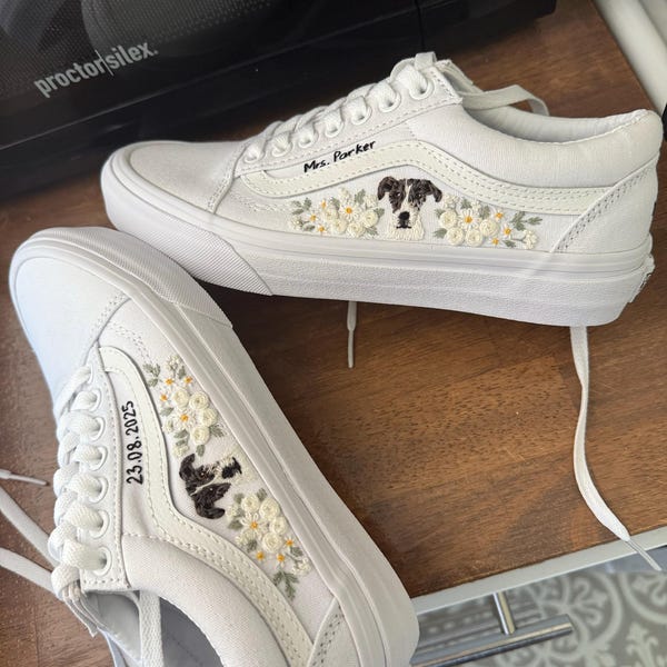 Embroidered Converse/ Converse Custom Constellation Embroidery ...