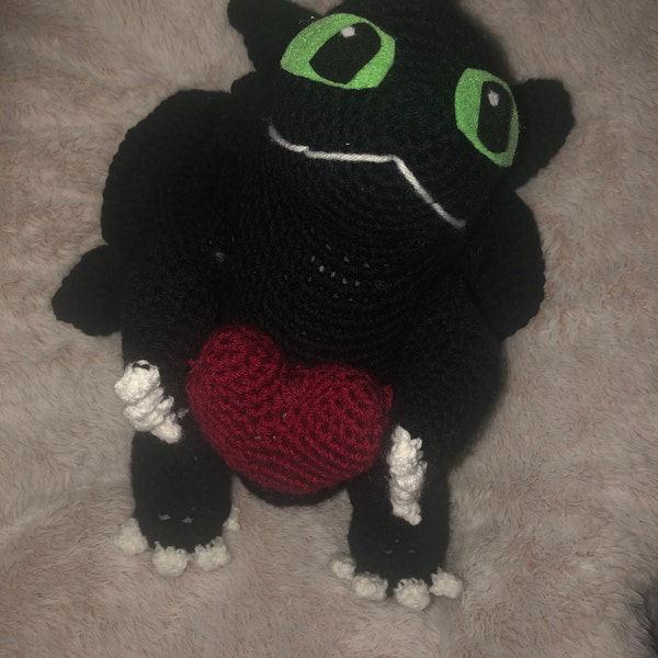 Toothless Couple _ Light Fury _ How to Train Your Dragon Inspired ...