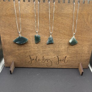 SUPER DARK Princesa BLUE // Rough Jadeite Jade // Guatemalan Guatemala ...