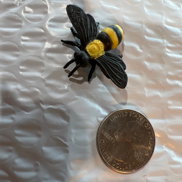 Bee Figurine - Soft Plastic Honeybee for Fairy Garden, Diorama, or ...