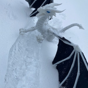 Gankra Kaiju Monster BJD Articulated Creature FREE Extra Pins and ...