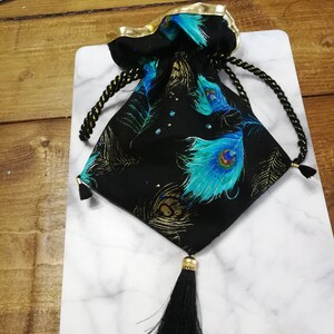 Bird Finch Patch for Bags and T-shirts. Cute Iron on Embroidery ...