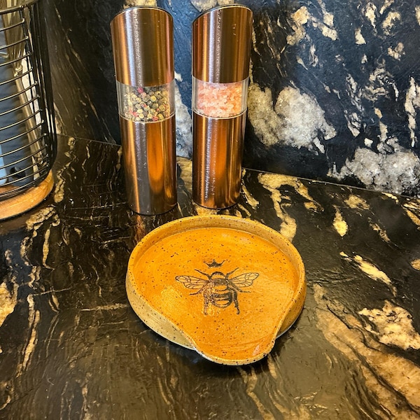Spoon Rest With Drippy Honey and Bees. - Etsy