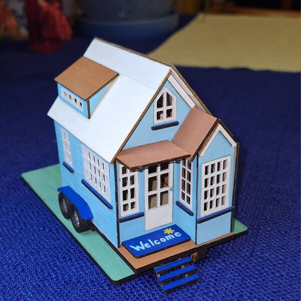 1:48th Sandy Cove Cottage Quarter Scale Wood Miniature Kit Model ...