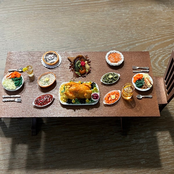 Miniature Dining Table and Chairs, Dollhouse Dining Set, 1:12 Scale ...