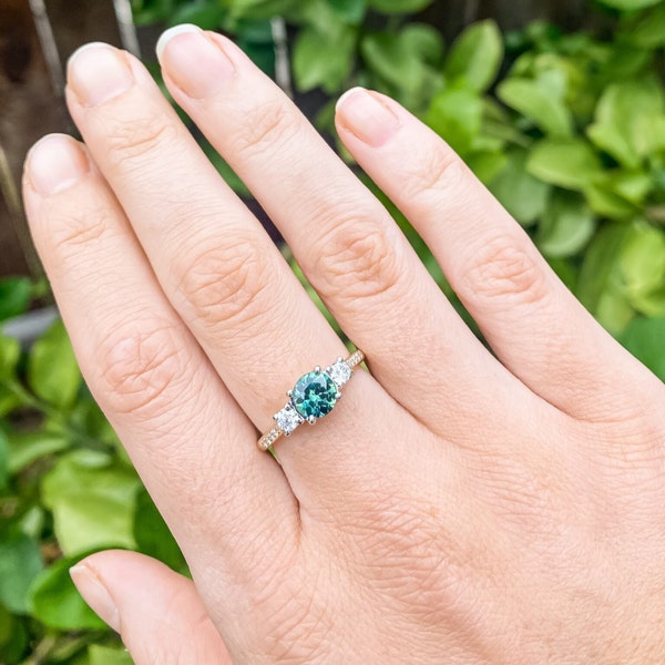 Elegant Pigeon Blood Ruby Ring | 18K Yellow Gold Cluster Diamonds Ring ...