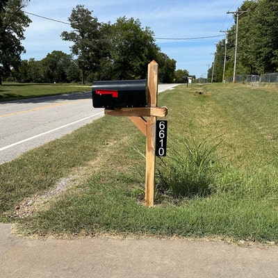 Hanging Reflective Mailbox Post Sign, Ariel Font, up to 5 Numbers - Etsy