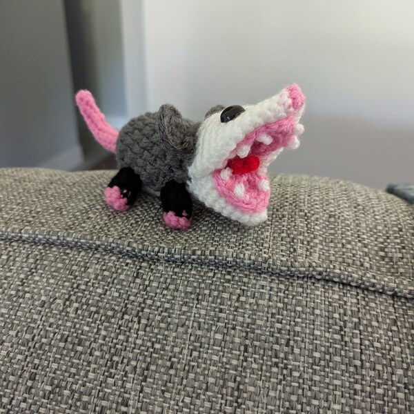 Crochet Pattern Screaming Opossum please Read Before Purchasing - Etsy