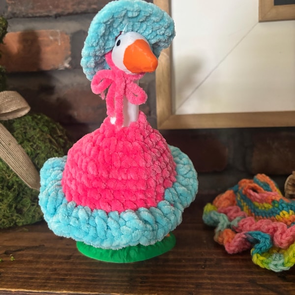 Crochet 7" Desk Goose Dress Pattern | Desk Goose Pattern | 7" Goose ...