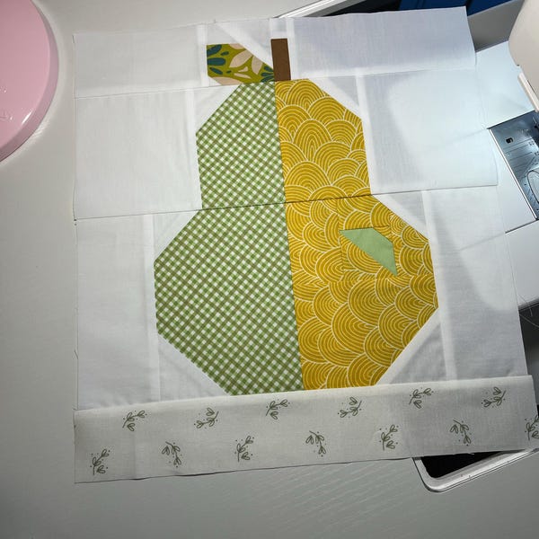 Pretty Patchwork Pear Fruit Food Quilt Block PDF Pattern - Includes ...