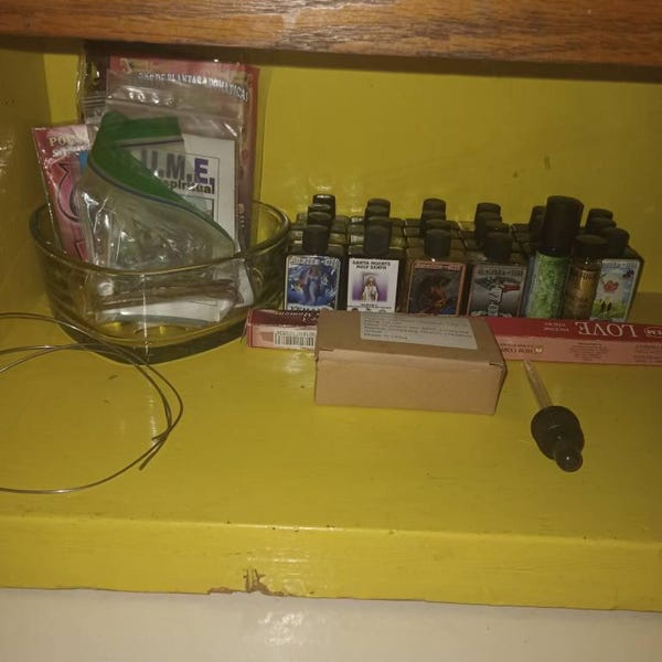 Chameleon Money and Love Candle - Etsy