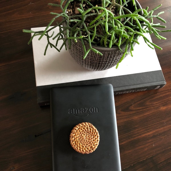 Rattan Popsocket/kindle Grip - Etsy