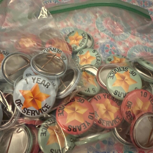 cheapestbuttonsnet - Etsy