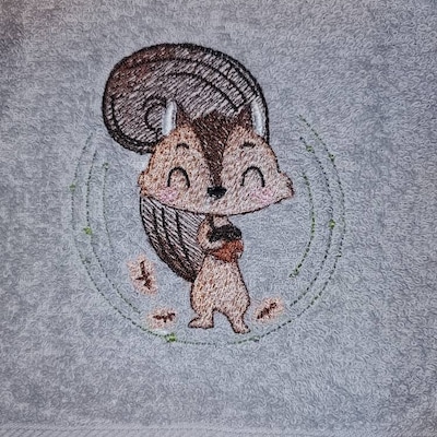 Squirrel Embroidery Design Animal Embroidery Designs Machine Embroidery ...