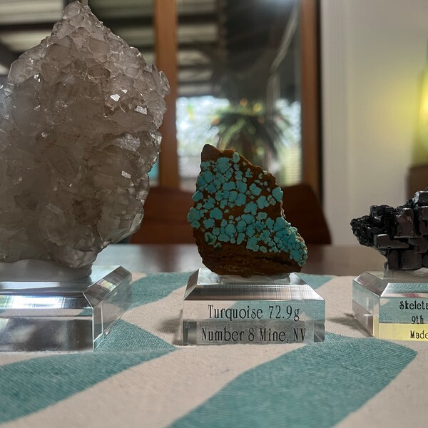 Acrylic Mineral Display Base - Mineral Specimen Acrylic Display ...