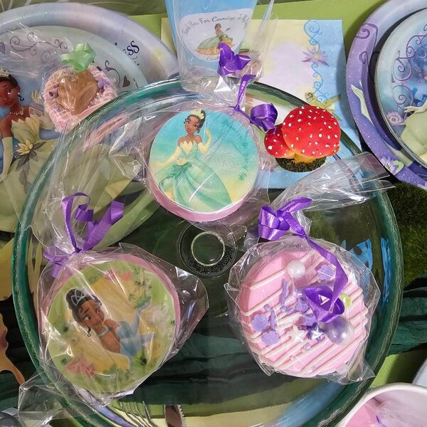 Princess Tiana Chocolate Covered Rice Krispies, Princess Party, Party ...