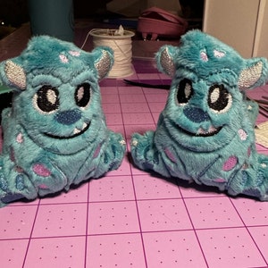 ITH Blue Dragon Sea Slug Plush Embroidery Pattern Adorable Blue ...