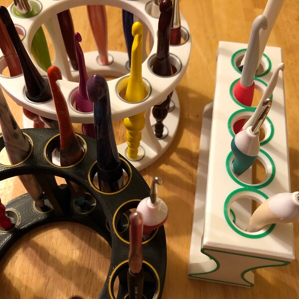 ANGLED Pen Stand Holds 7, 5 and 3 Pens Desktop Pen Holder and Display ...