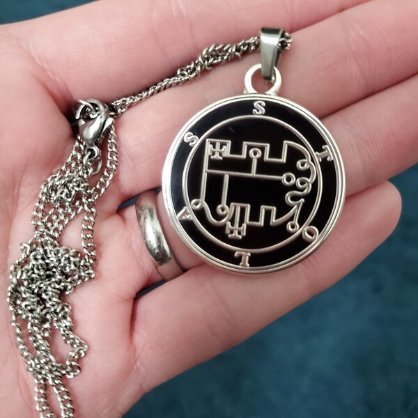Sigil of Stolas Pendant Medallion Occult Demon Solomon Lucifer Goth ...