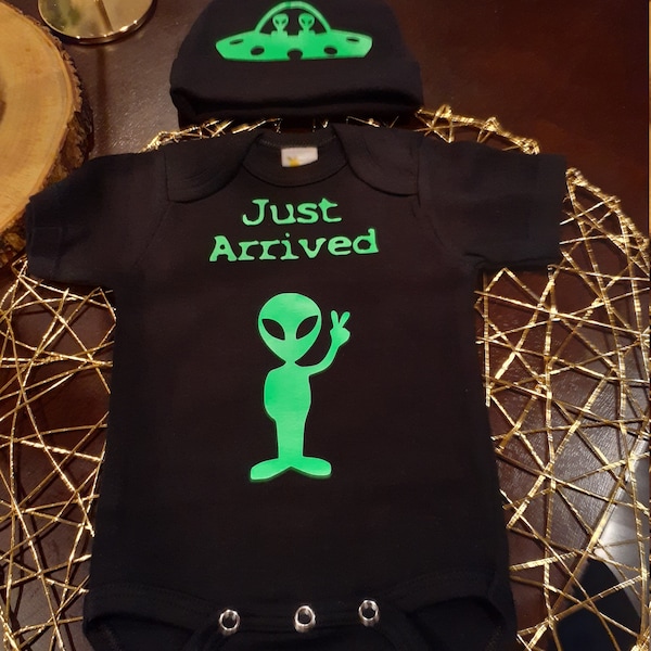 Alien ONESIE® / Roswell Alien Infant Creeper/ TWO Piece Outfit ...