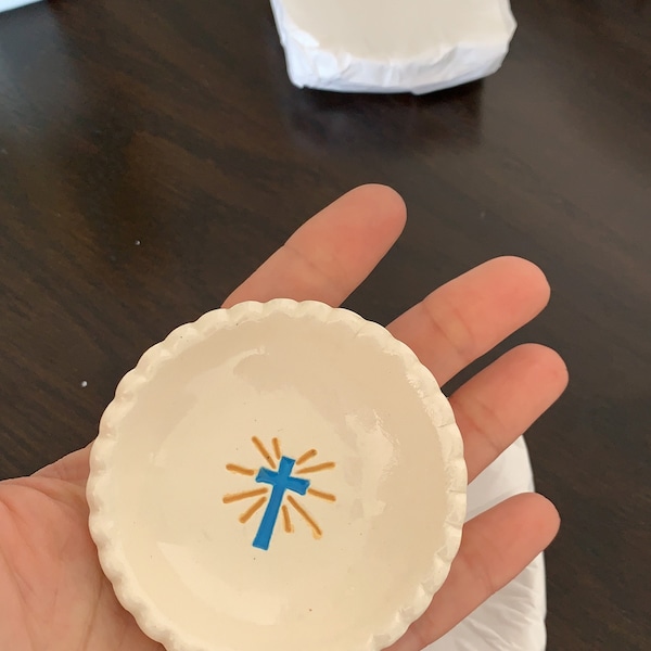 First Holy Communion Favors - Tiny Biscuit Ring Dish W/ Cross | First ...