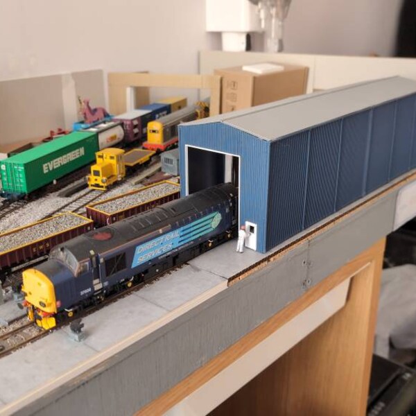 Model Railway Engine Shed OO HO Scale Locomotive TMD 250MM Deluxe ...