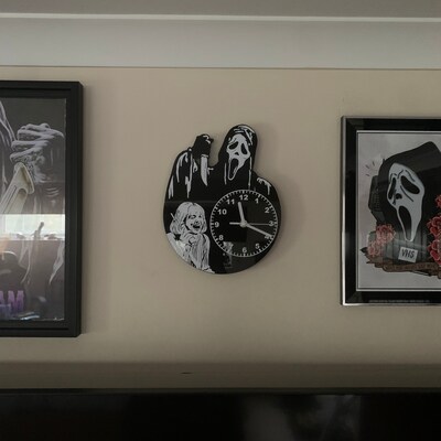 Scream Inspired Ghostface Clock - Etsy UK