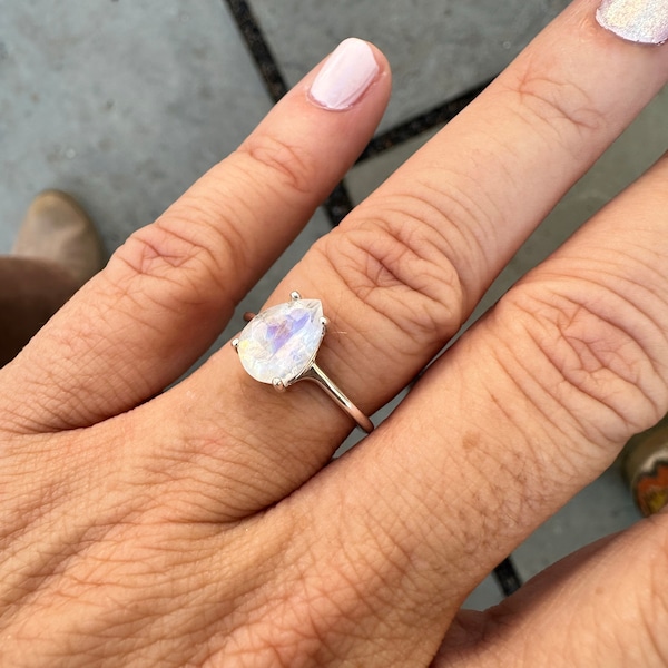 The Sun and Moon Huntington Ring in Oregon Sunstone, Moonstone and ...