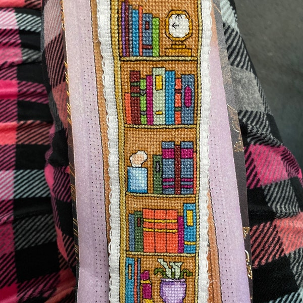 Cross Stitch Bookmark - Bookcase - DIY Cross Stitch - DIY Project ...