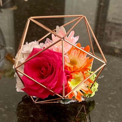 Gold Tone Tetrahedron Nesting Triangle Centerpieces, Himmeli Triangles ...