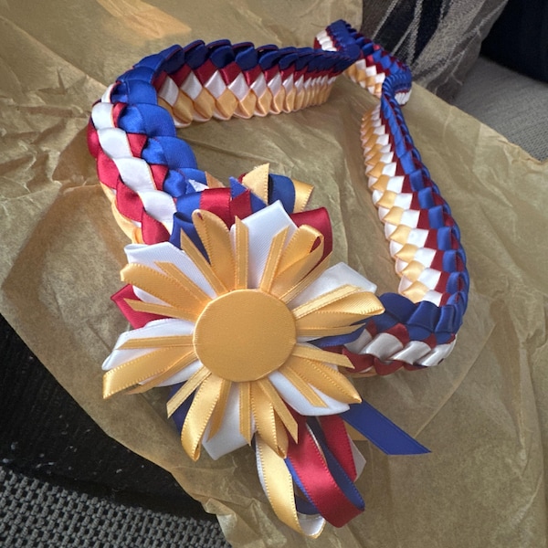 The Original "lawakua" Ribbon Lei - Etsy