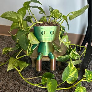 Curvy Med Planter 3D Print Stl File Stl File for 3D Printers 3D Home ...