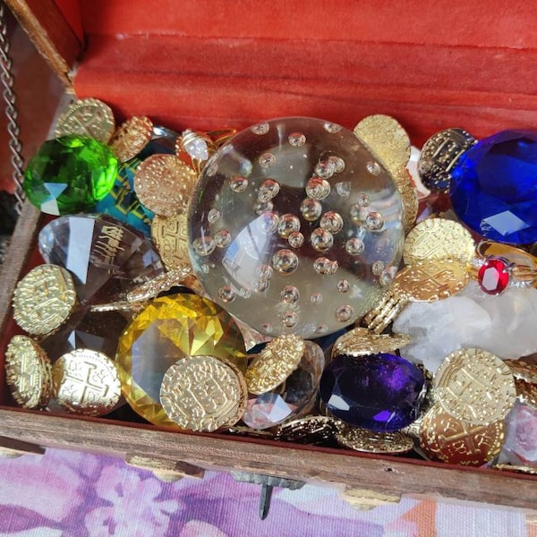 Small Antique Gold Metal Coins, 20mm, for Pirate Chest or Board Game - Etsy