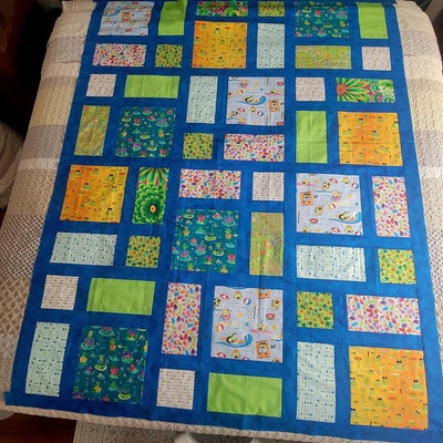 Shizuka 2022 Grey-blue Colourway Quilt Pattern, Contemporary Quilt ...