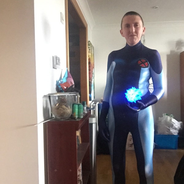 LED Floating Ice / Explosion Ball Prop ( Cosplay, Costume, Halloween ...