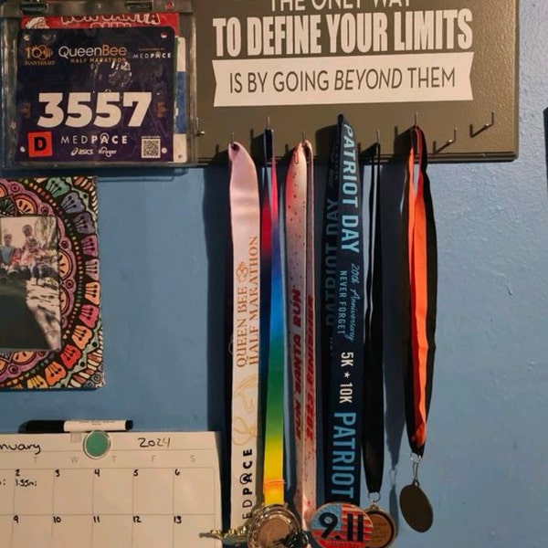 A Race in Every STATE With Chalkboard RUNNING MEDAL Holder and Race Bib ...