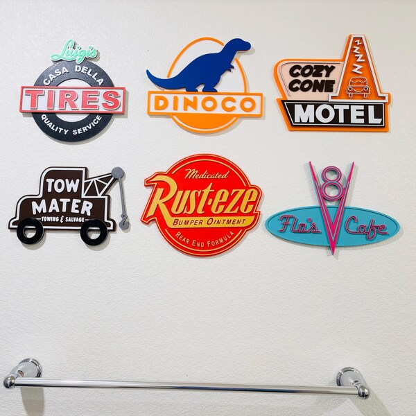 Oga's Cantina Star Wars Galaxy's Edge Inspired Disneyland/disney World ...