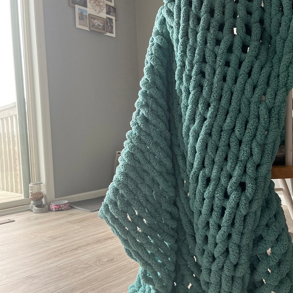 Multicolor Plum Chunky Blanket, Chunky Knit Throw, Soft Chenille Chunky ...