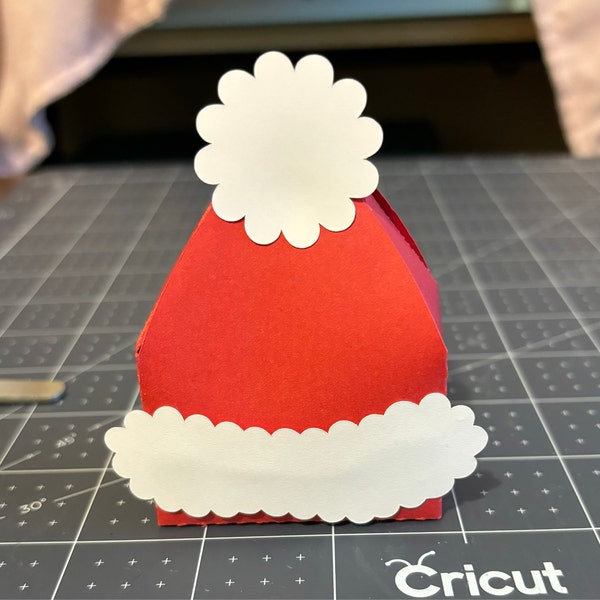 Santa Hat Box SVG - Santa Hat Gift Box Template - Christmas Gift Box ...