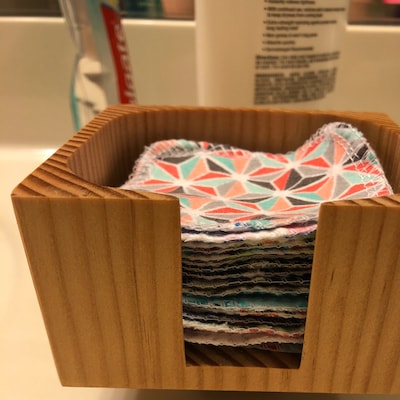 Facial Rounds Container: Natural Wood Container for Facial Rounds Made ...