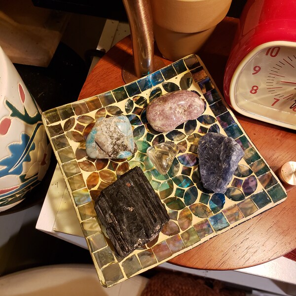 Crystals for EMF Protection - EMF Protection Crystal Set - Etsy