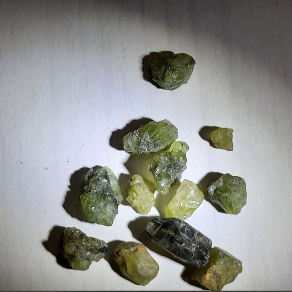 20 Pcs 3 X 3 Cm White Gem Display Plastic Box Storage Containers for ...