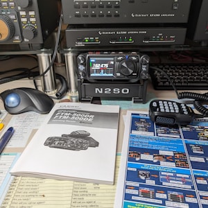 3D Printed Stand for Yaesu FTM-500D - Etsy