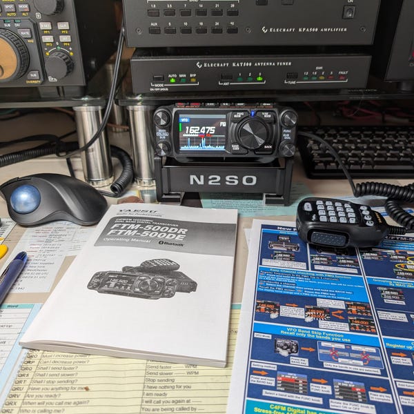 3D Printed Stand for Yaesu FTM-500D - Etsy