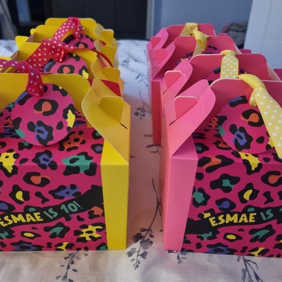 RETRO PIZZA BOX Personalised 7 Party Box - Etsy